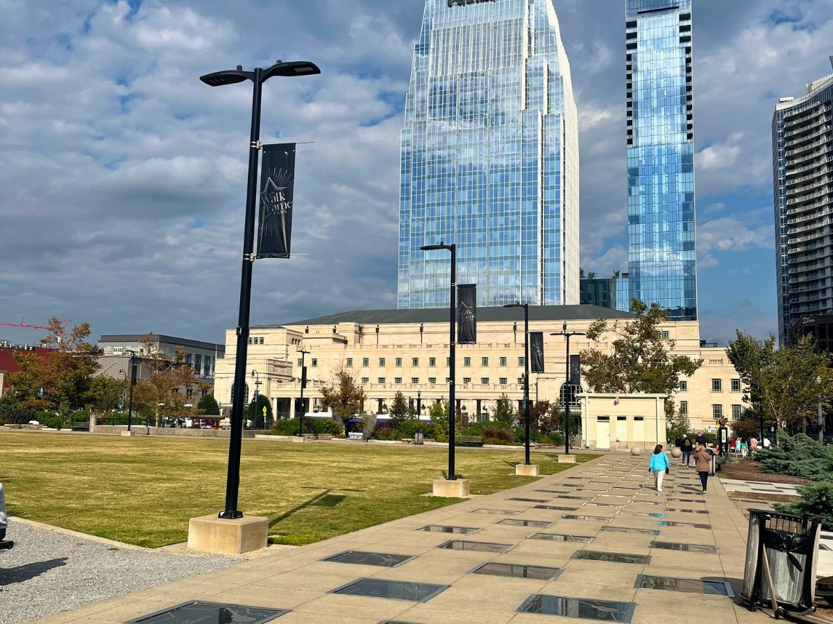 Everything You Need to Know About the Music City Walk of Fame - Seeing ...